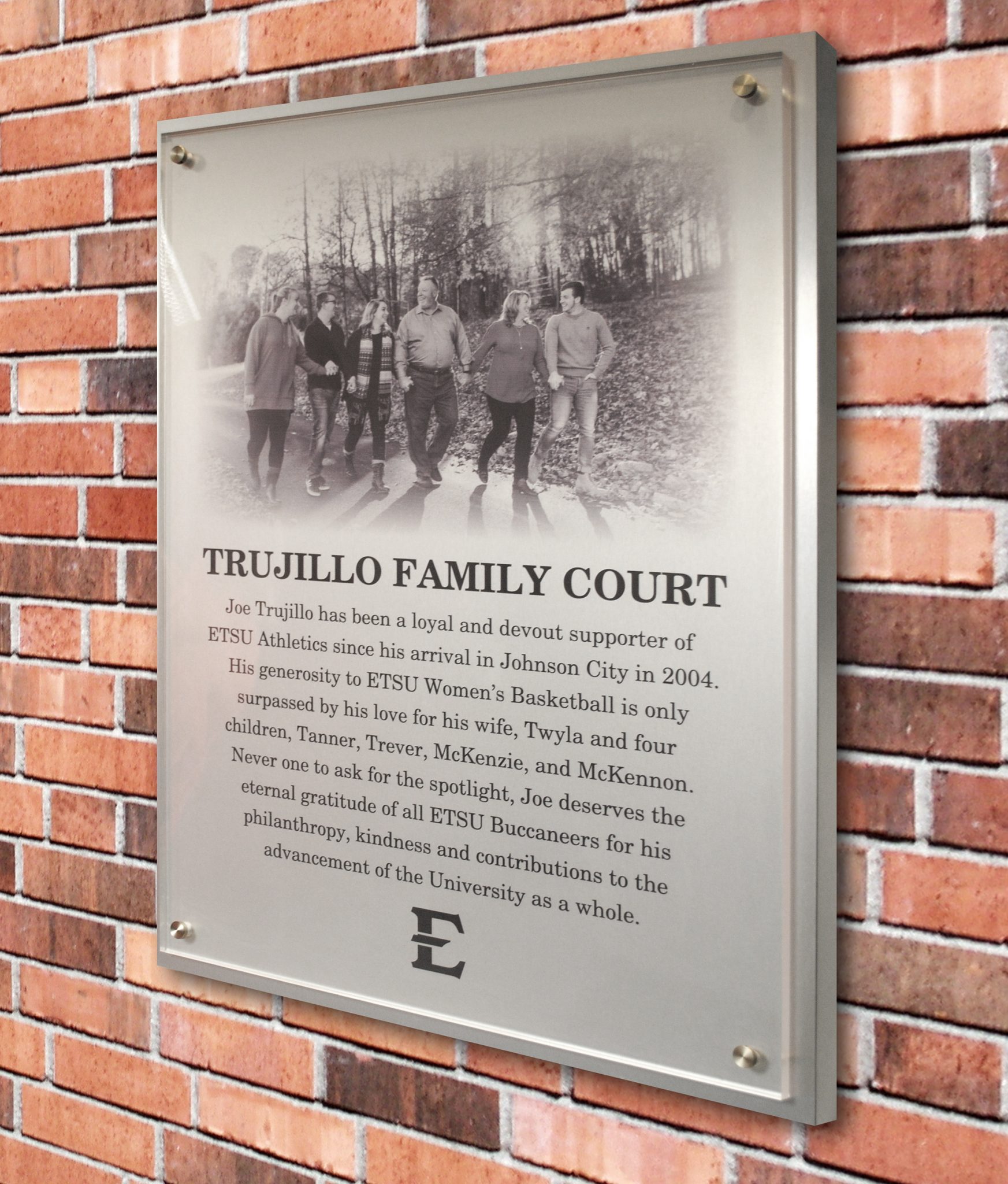 Plaques – Partners in Recognition